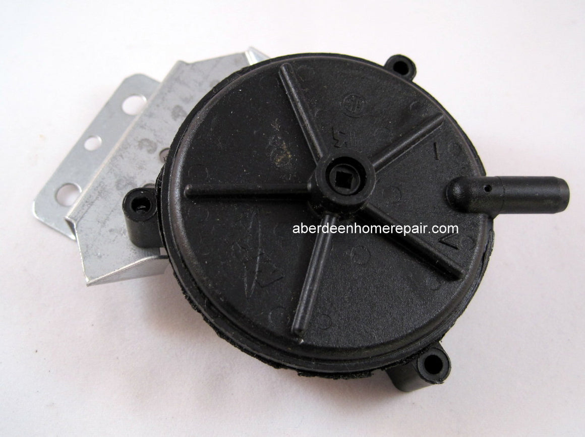 20197312 Goodman pressure switch .37 – HVACpartstore